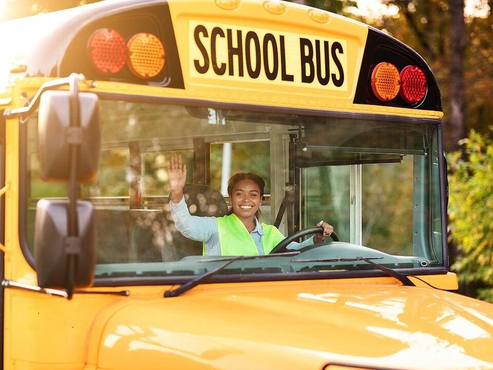 OCPS announces new bonus to address bus driver shortage