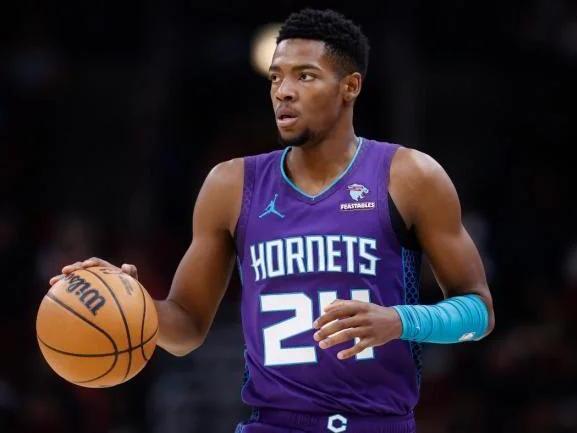 Hornets vs. Suns odds, line, spread, score prediction, time: 2024 NBA picks for March 15 from ...