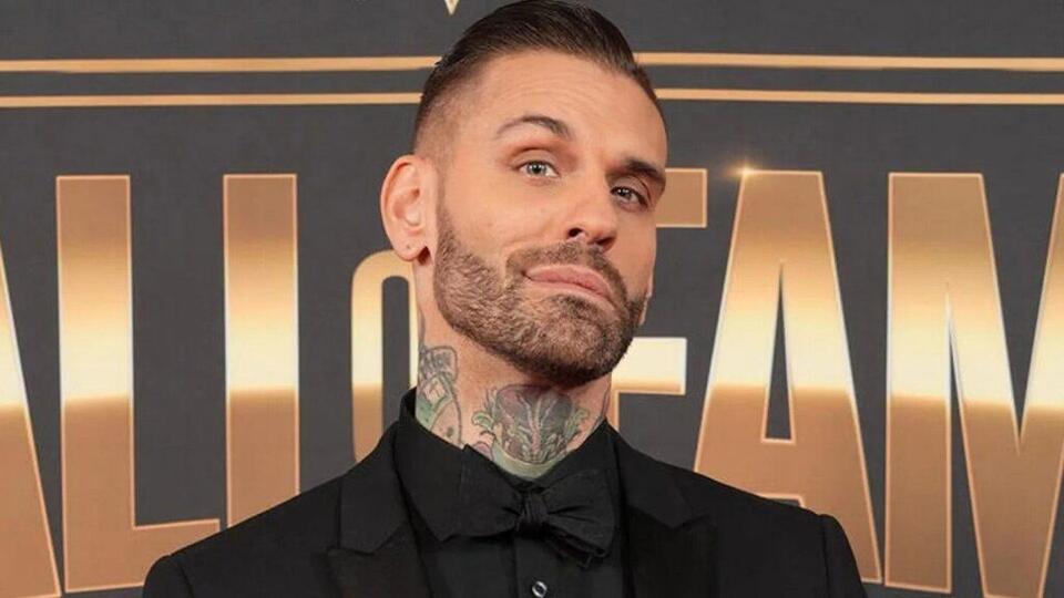 Corey Graves and Kelly Kincaid notes - NewsBreak