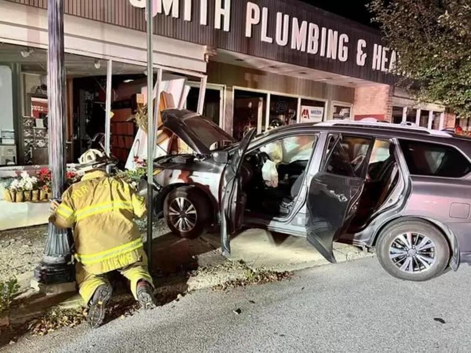 14 Year Old Crashes Car into Port Jervis Store - NewsBreak