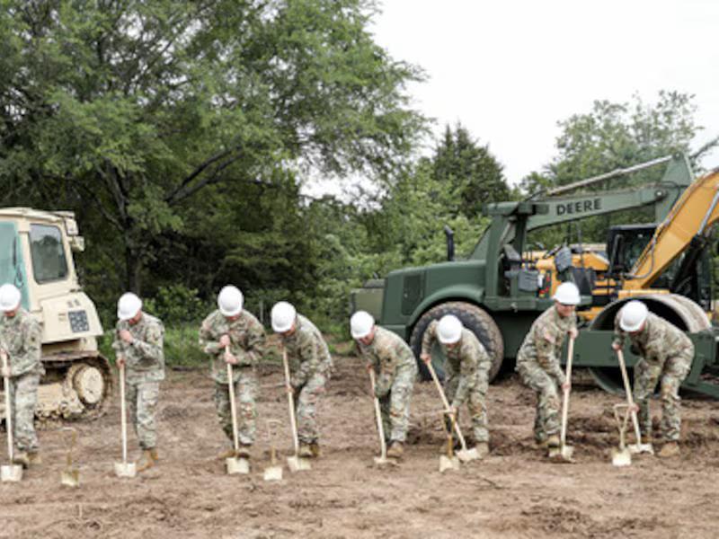 Oklahoma National Guard breaks ground on one-way trench warfare lane at ...
