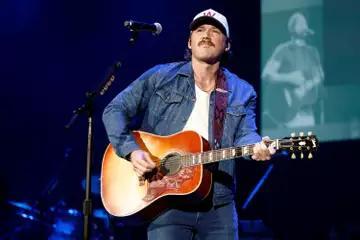 Why did Morgan Wallen flip a piano mid-show? Singer loses it on stage ...