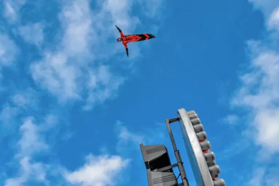 ‘Human Cannonball’ Stuntman Hospitalized After Act Goes Wrong: Latest ...