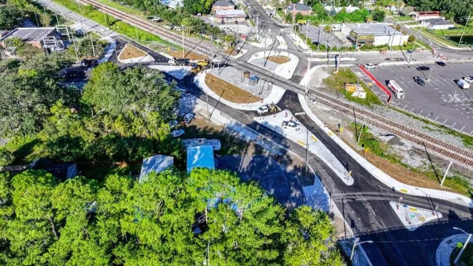 Unusual roundabout opens after 4 months in Murray Hill - NewsBreak