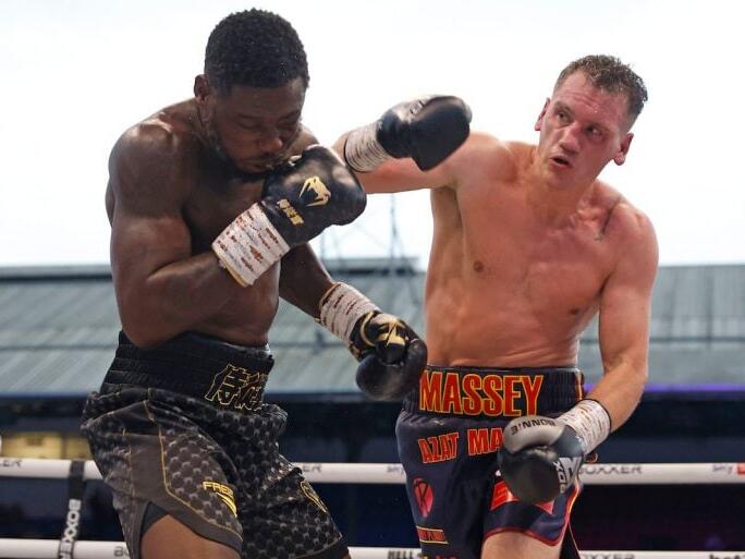 Jack Massey Outworks Isaac Chamberlain; Dan Azeez Held To Draw ...