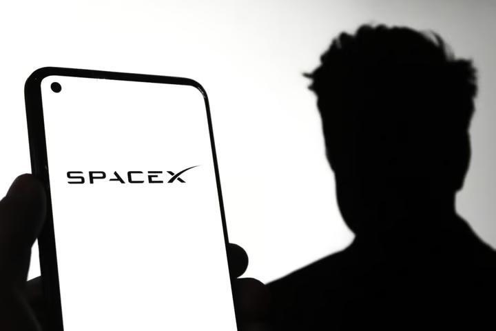 SpaceXAI And Anthropic Just Made A Deal That Could Push AI Beyond Earth ...