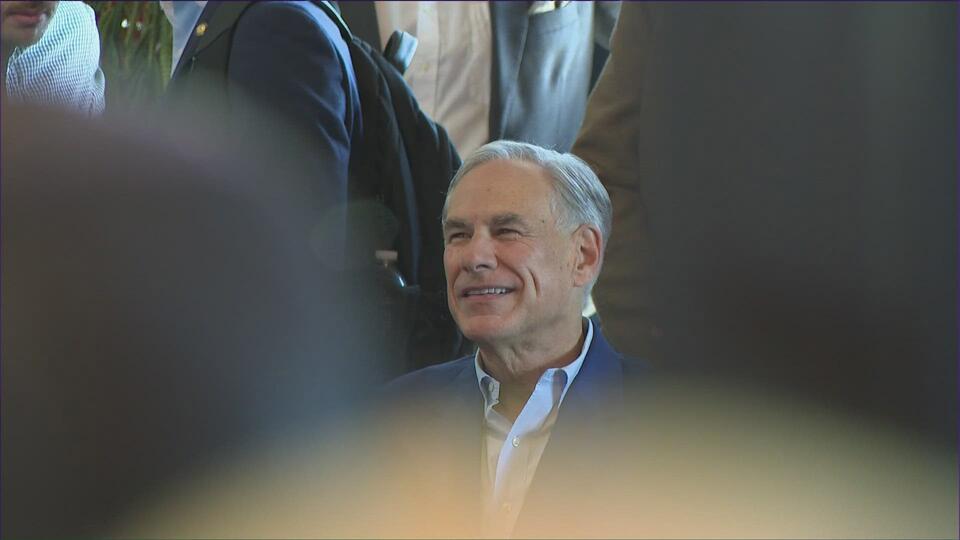 Texas Gov. Greg Abbott stumps for Republicans in Hutto - NewsBreak