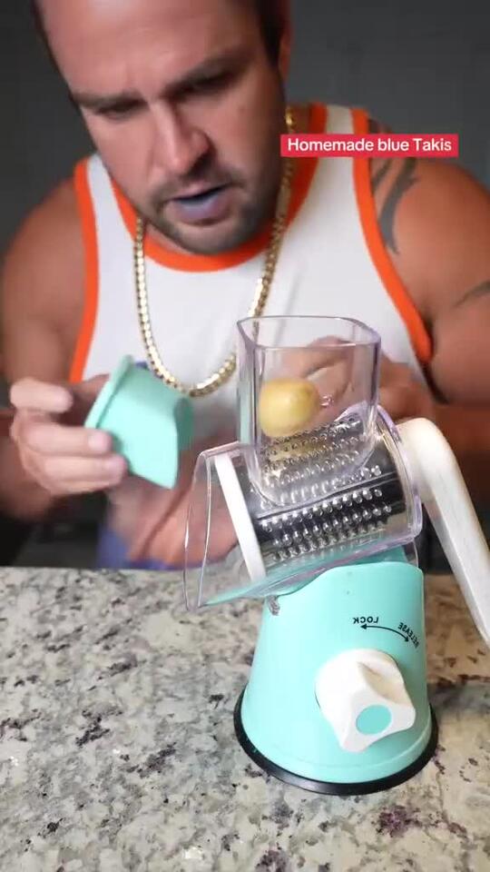 Easy way to make blue takis at home - NewsBreak