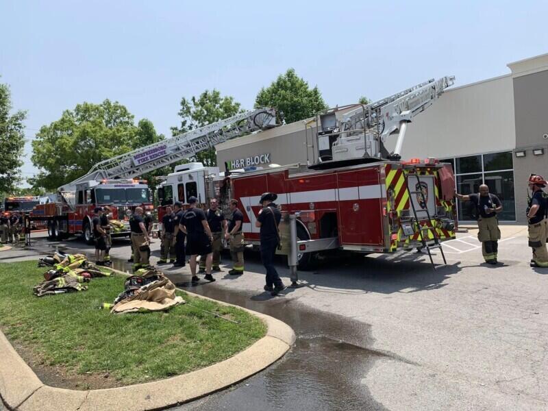 Murfreesboro Fire Responds to Blaze at Plaza Near Stones River Mall ...