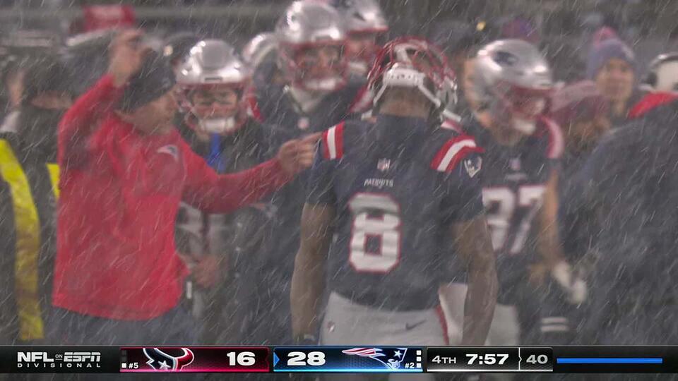 Maye pinpoints Diggs for crucial third-down conversion in fourth ...