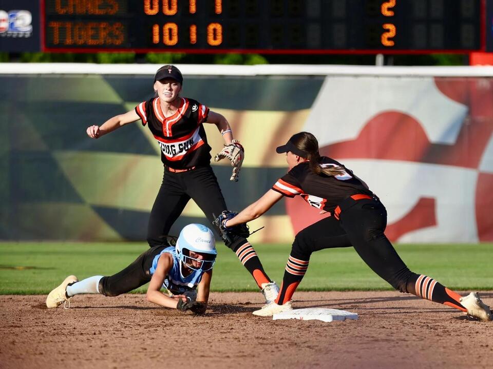 Timely defense leads Rising Sun to second straight MPSSAA softball title