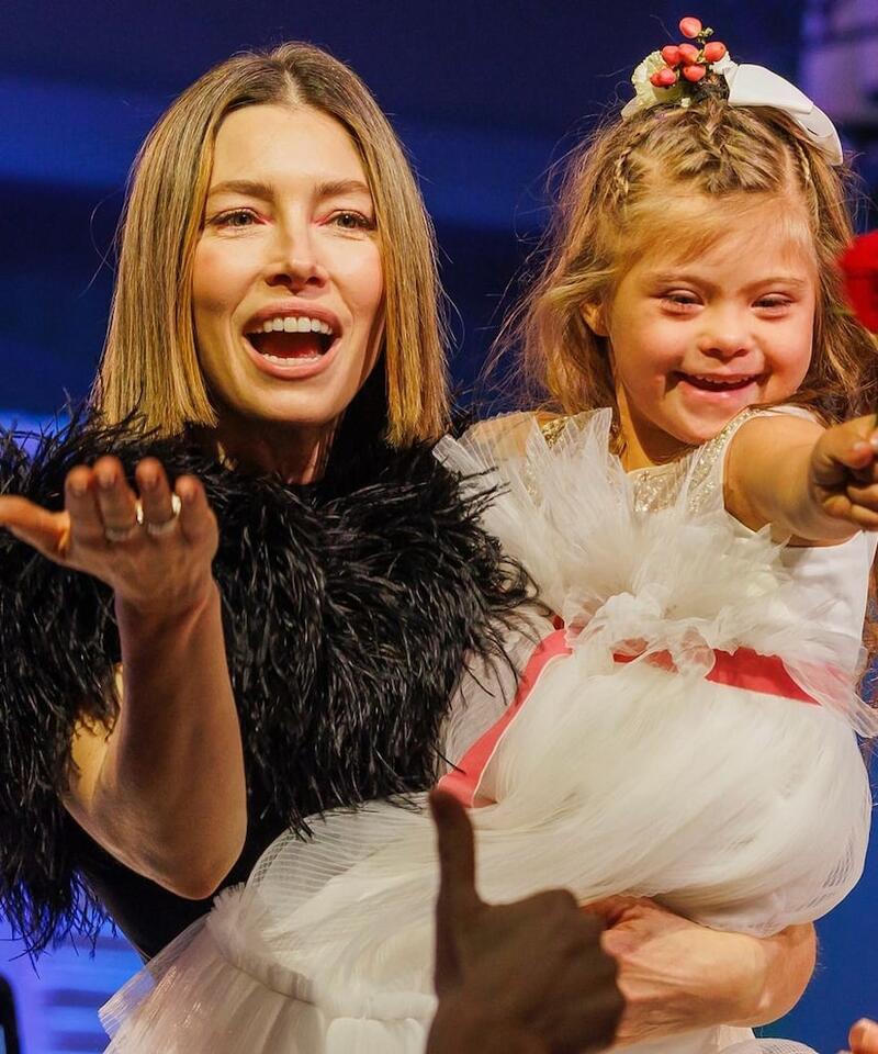 Jessica Biel Hits the Runway with Niece at Global Down Syndrome ...