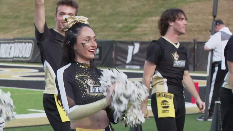 'Unbelievable’: Cheerleader survives near-fatal crash, makes miraculous ...