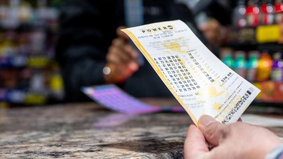 Goose Creek shopper wins $500,000 on Christmas Eve with Double Play ...
