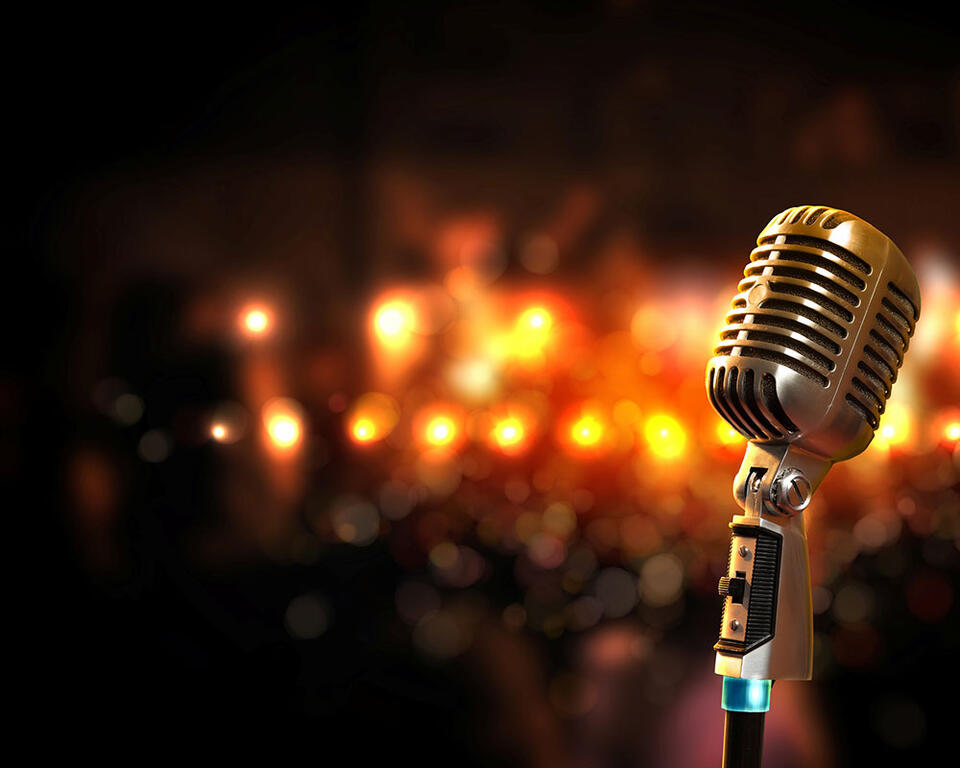 Comedian David Shikes Entertains at Women’s City Club of Haverhill ...