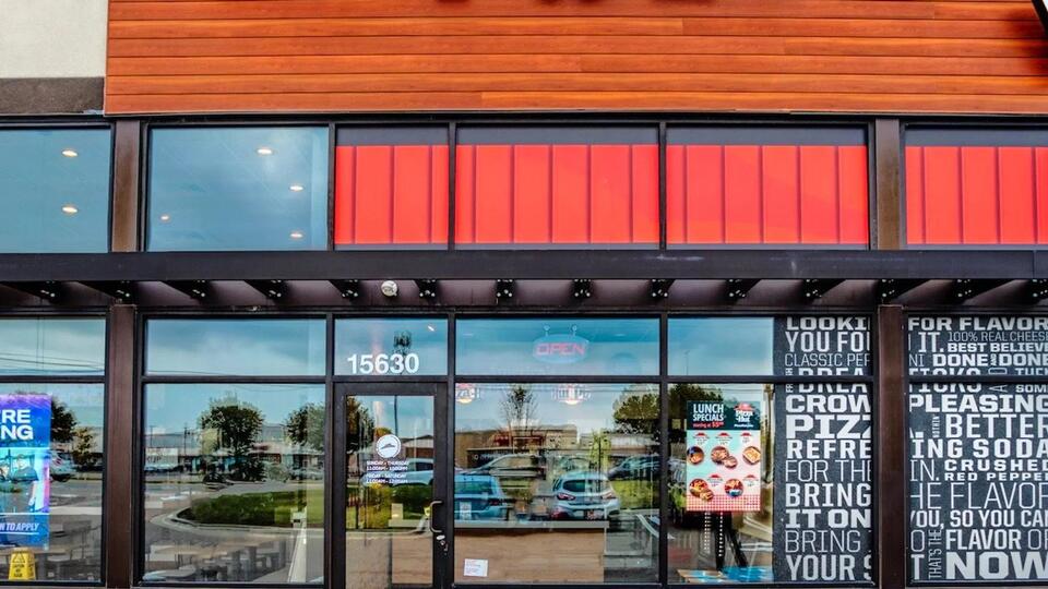 Rise in minimum wage to leave Pizza Hut delivery drivers jobless ...