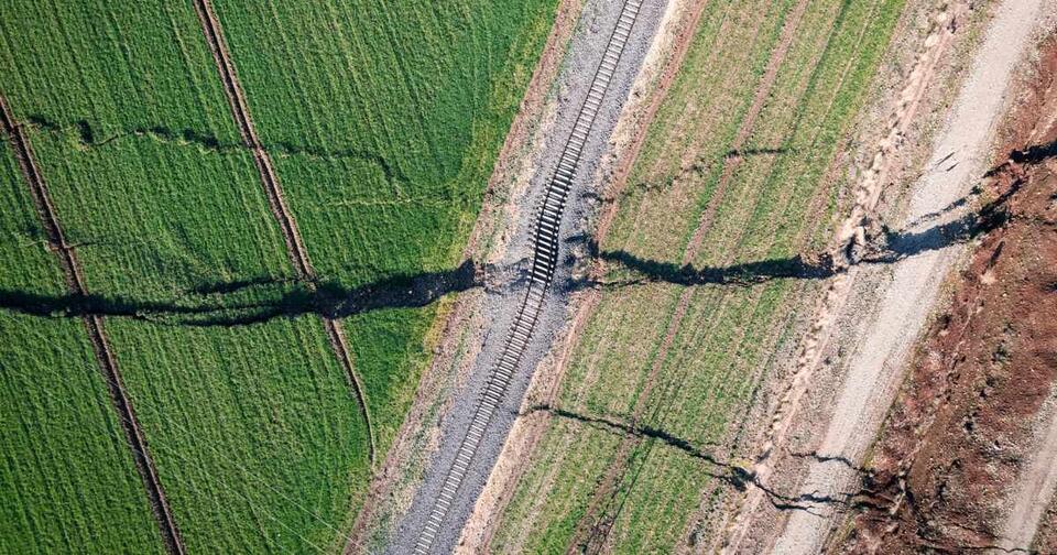'Sleeping' Fault Line Beneath Yukon Territory In Canada Could Cause ...