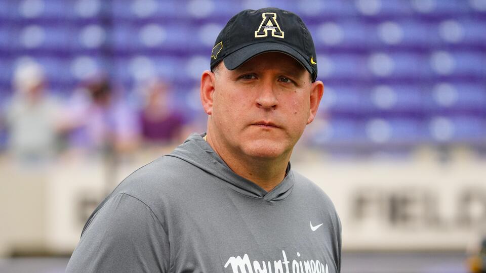 UCF assistant coach Shawn Clark dies at 50 - NewsBreak