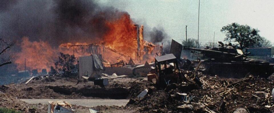 ‘Waco: American Apocalypse’: How the Waco Tragedy Relates to the ...