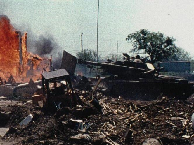 ‘Waco: American Apocalypse’: How the Waco Tragedy Relates to the ...