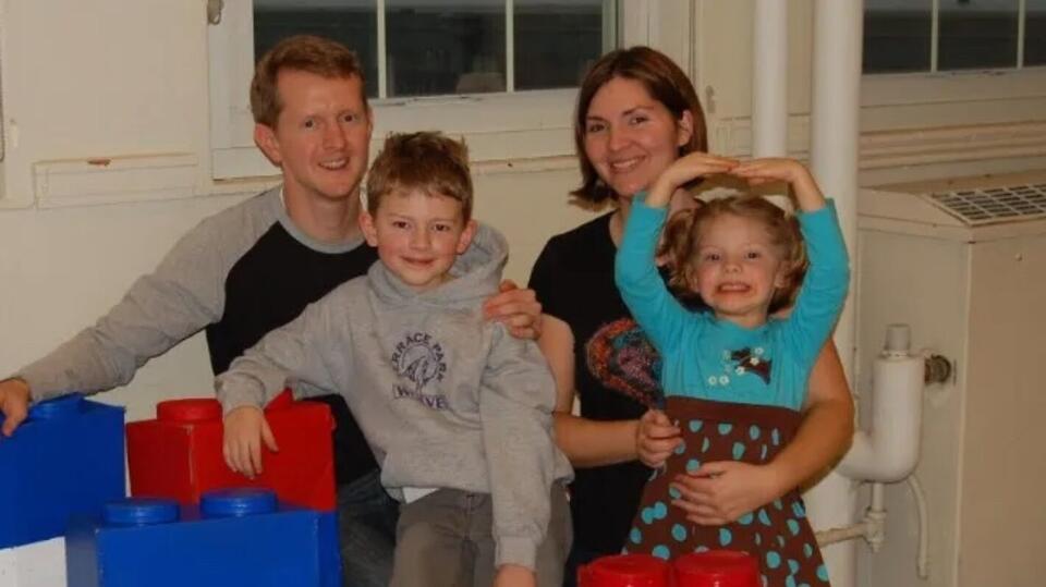 Ken Jennings’ Wife: Inside the ‘Jeopardy!’ Host’s Marriage, Family ...