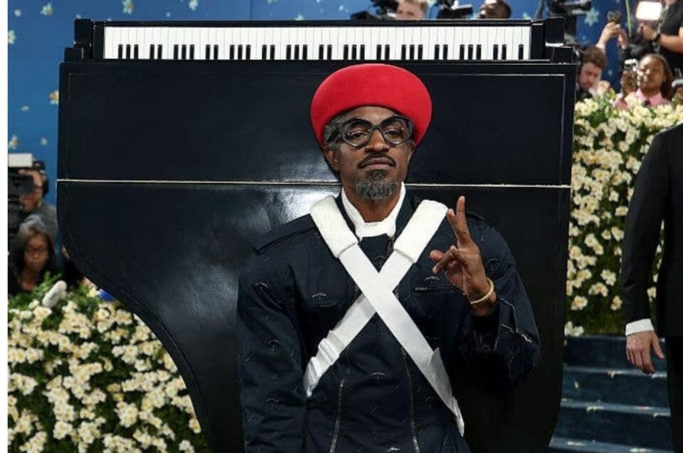 André 3000 Wore A Baby Grand Piano On His Back To The 2025 Met Gala ...