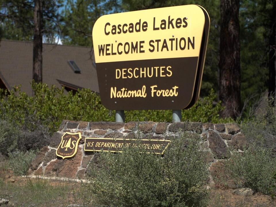 Cascade Lakes Welcome Station opens for first time since 2019