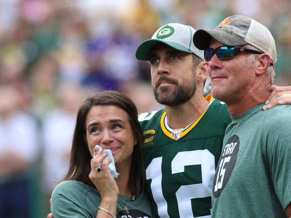 Brett Favre Makes Bold Prediction About Aaron Rodgers' Upcoming Jets Season