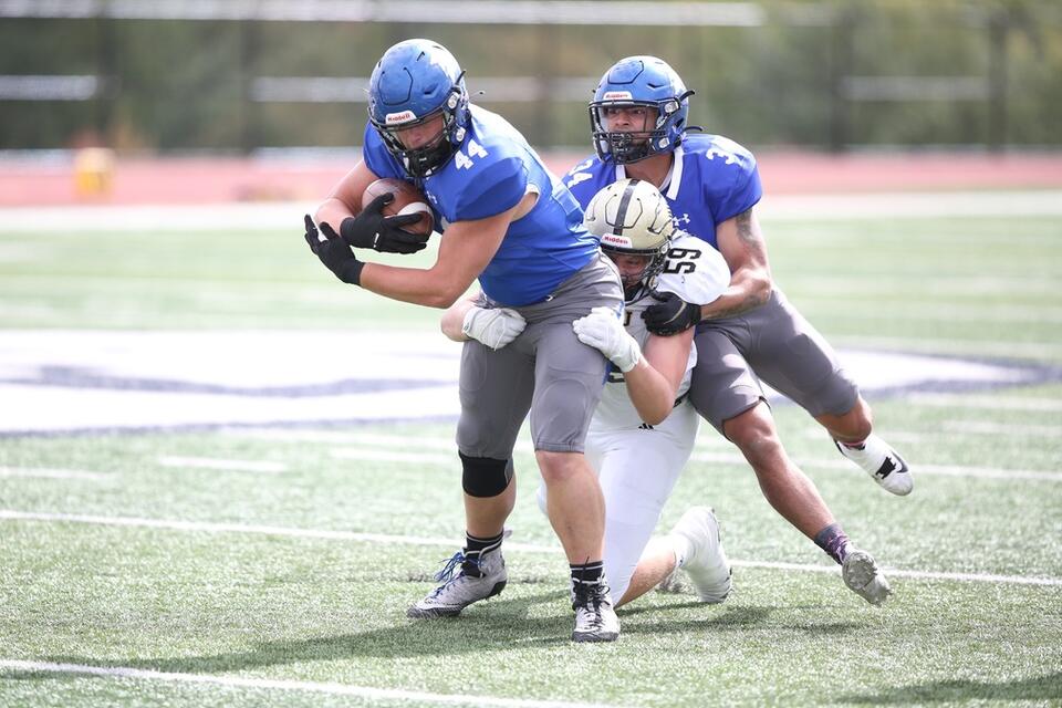 UD Spartans Find Offense in Romp Over Prairiewolves