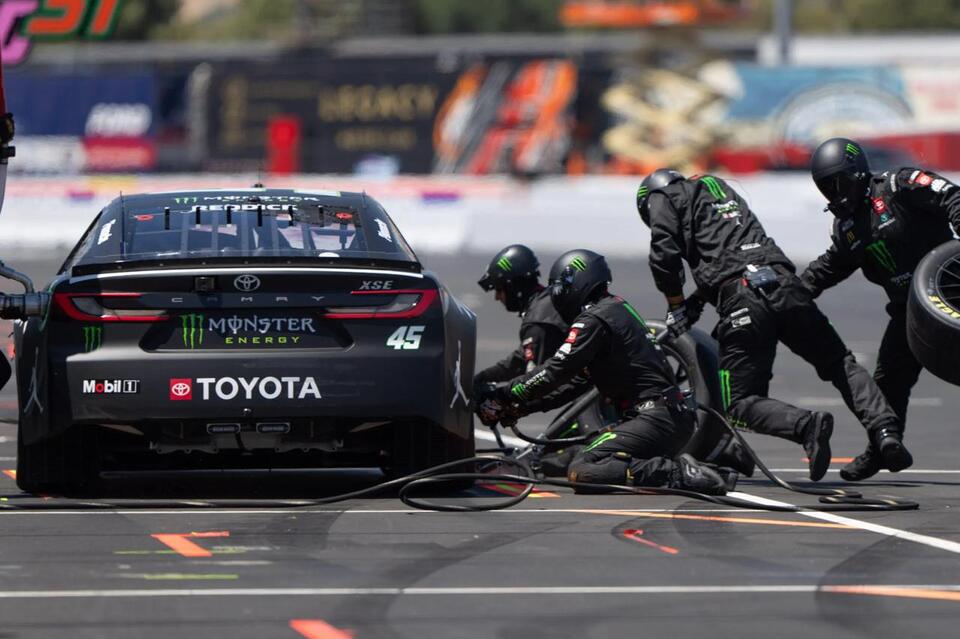 NASCAR Insider Uncovers US Navy SEAL Trick Fueling 23XI Racing’s Pit ...
