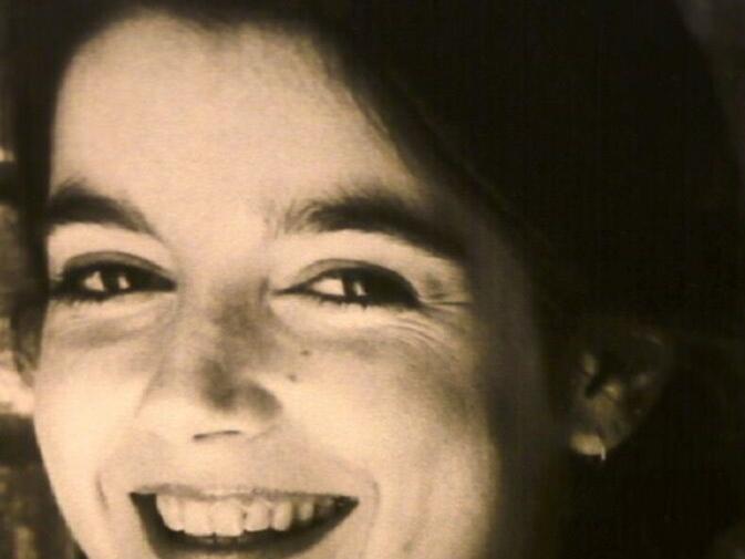 In Memory of 'Poltergeist' Teen Actress Dominique Dunne: Decades After ...