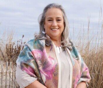 Milton author to hold book release in Salisbury - NewsBreak