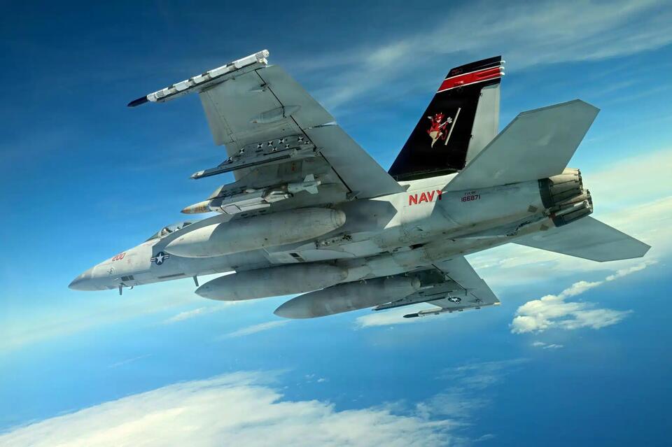 U.S. Navy Tests New Long-Range GBU-75 JDAM LR - NewsBreak
