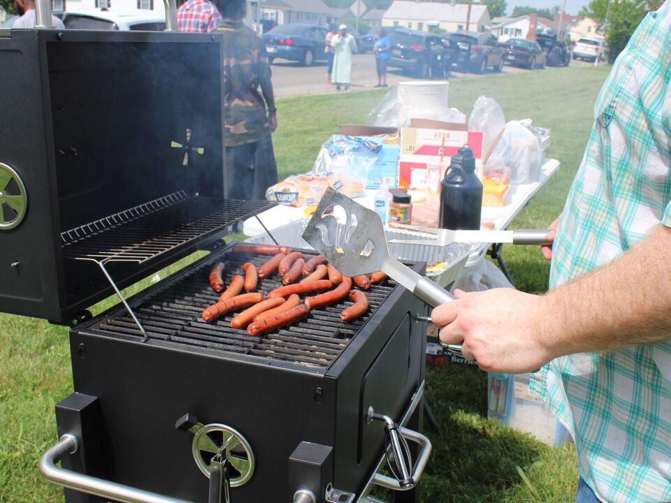 Community BBQ hosted to show support for DCPS middle schooler