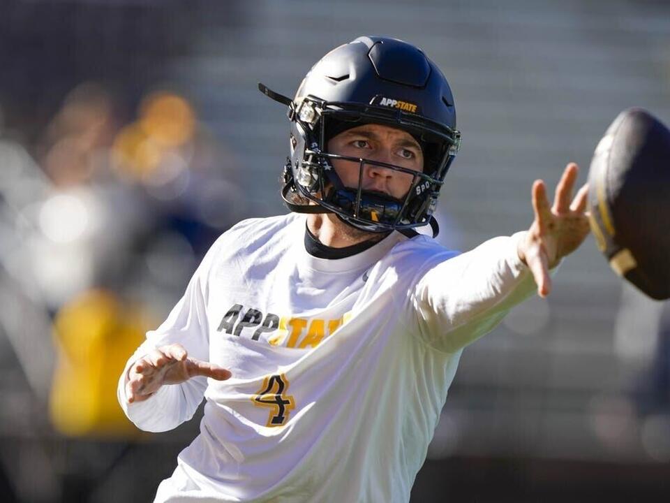 NCAA Football: Appalachian State at Wyoming