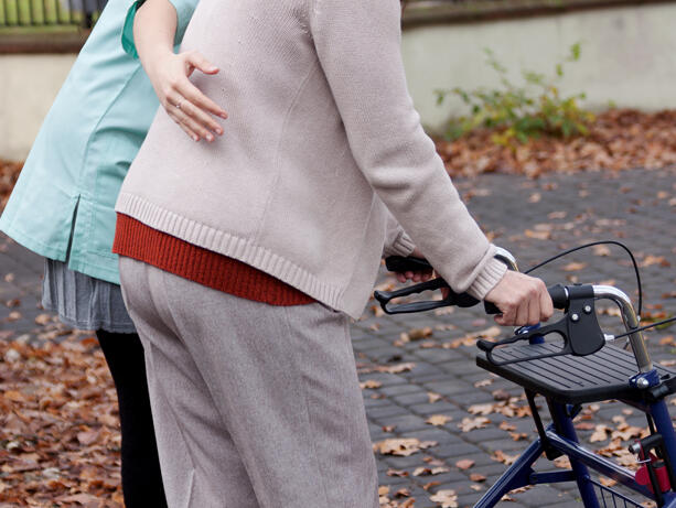 How To Find a Quality Nursing Home for Your Loved One - NewsBreak