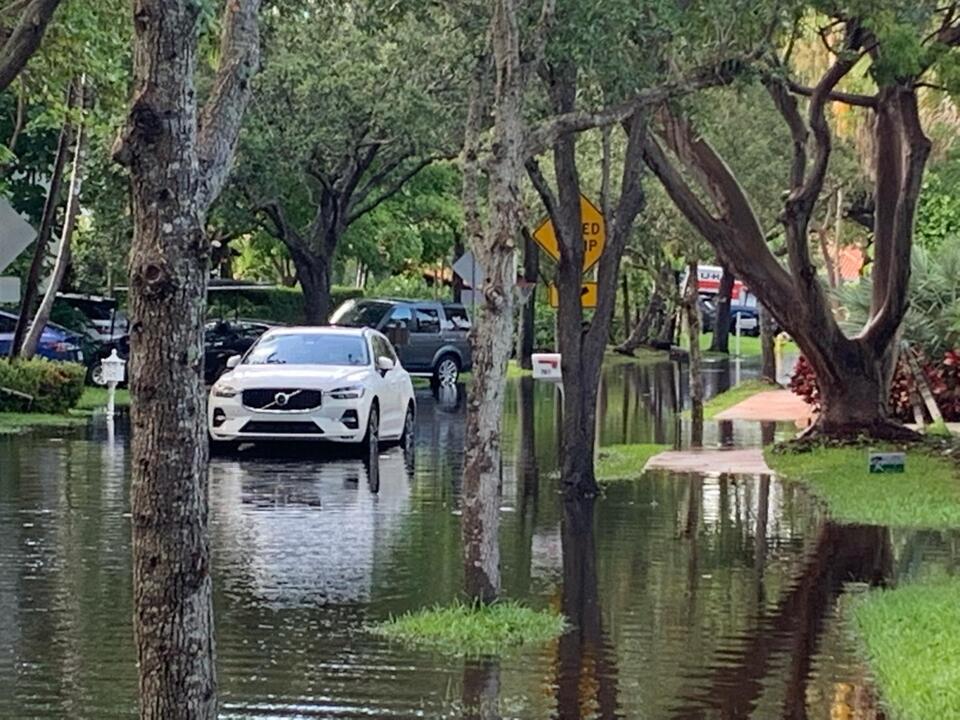Miami leads nation in flood risk - NewsBreak