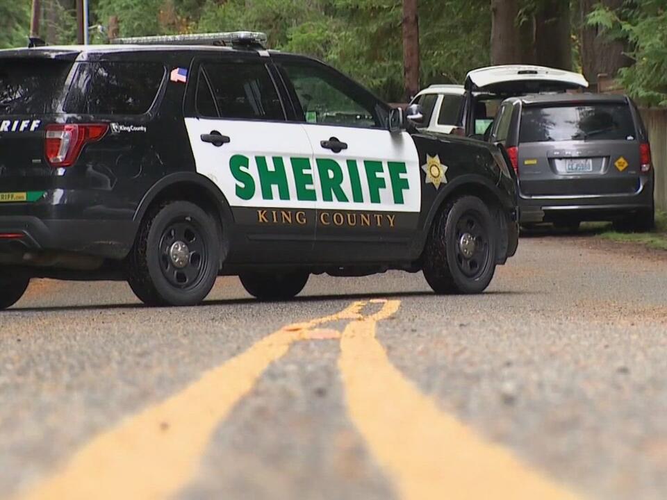Friends, family mourn loss of 3 kids and 2 adults in Fall City shooting