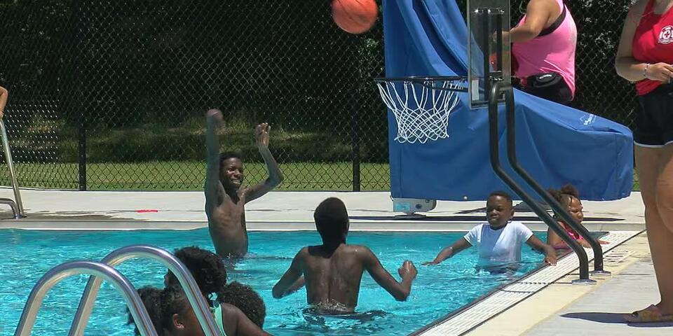 Parker Park community pool open for business - NewsBreak