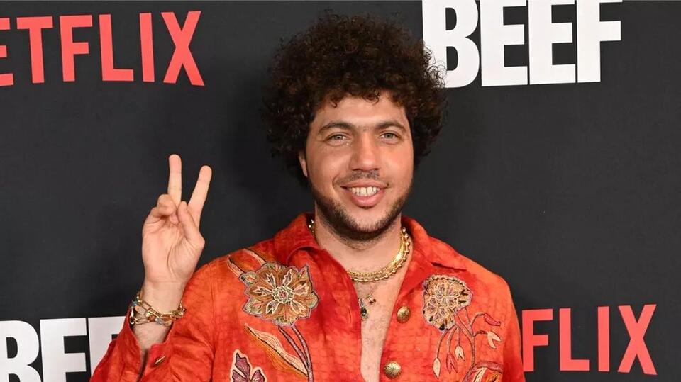 Benny Blanco Unveils Surprising New Look — But Can't 'Tell The ...