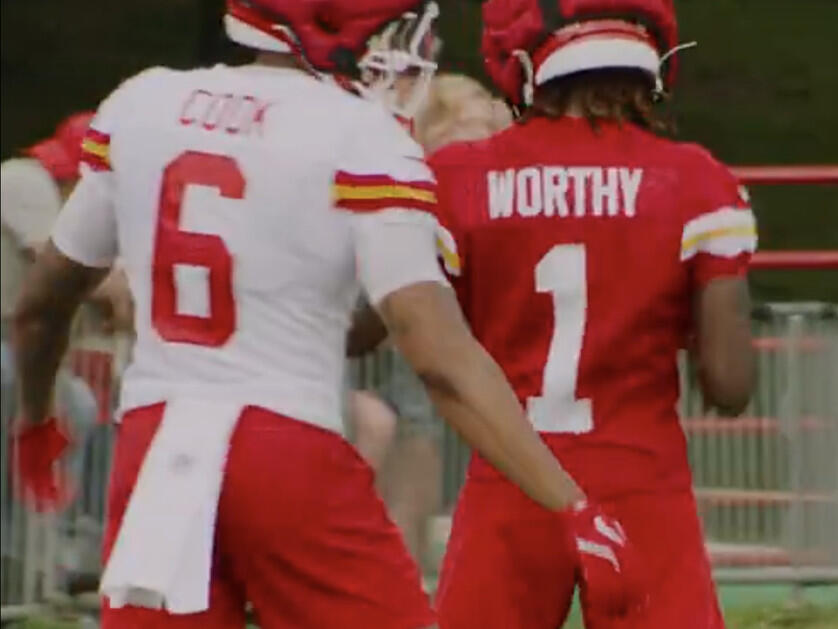 Patrick Mahomes to Xavier Worthy looks dangerous already for the Chiefs