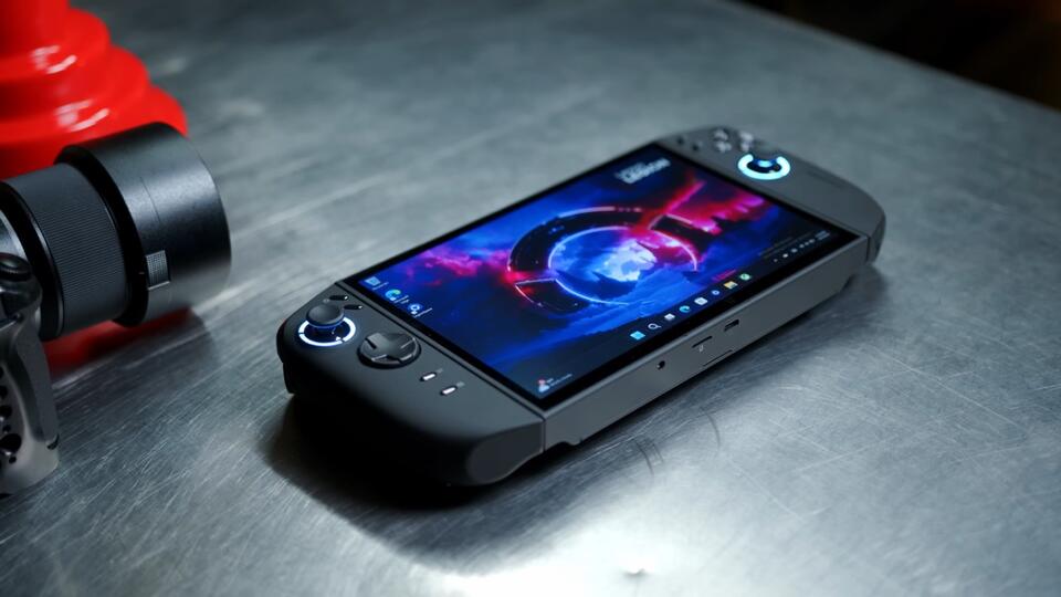 Lenovo Legion Go 2 Gets Major Updates: Legion Space, Drivers, SteamOS ...