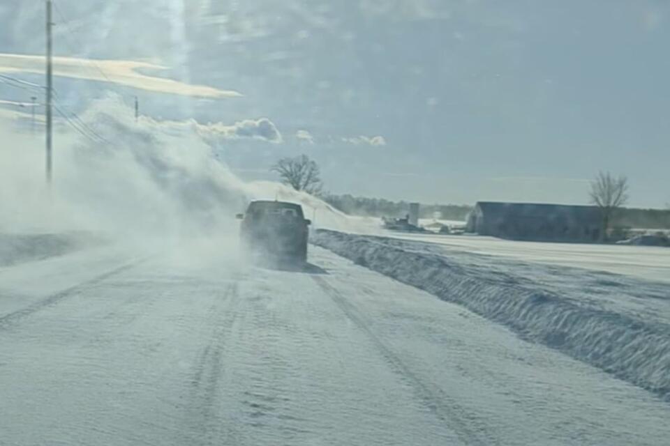 Strong winds whipped snow around on Monday - NewsBreak