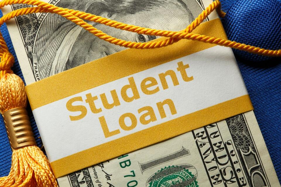 What Happens If You Ignore Student Loans in Texas? - NewsBreak