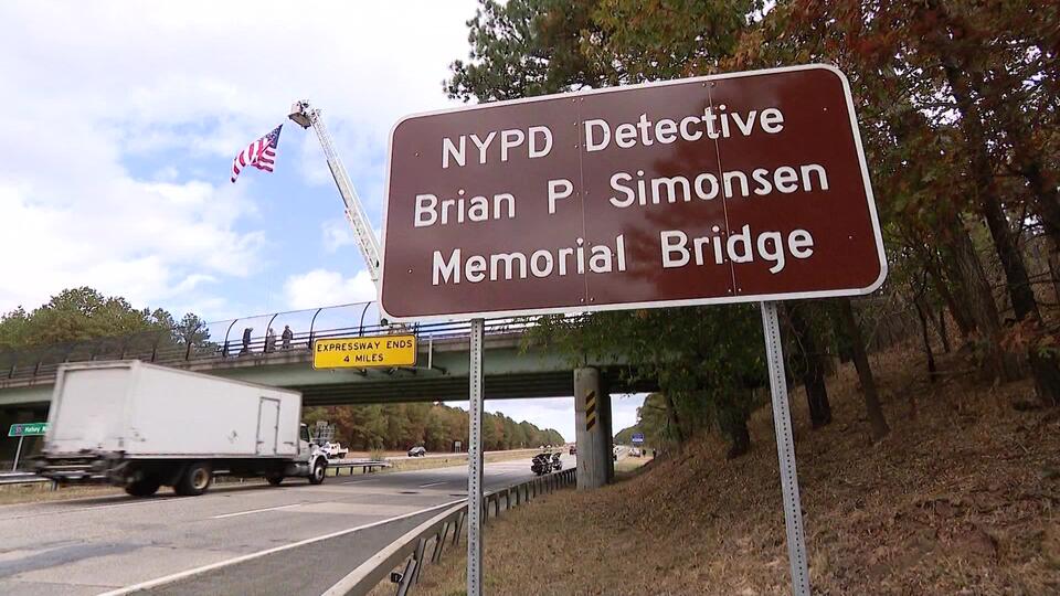 Overpass renamed for fallen NYPD Detective Brian Simonsen
