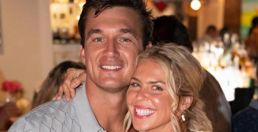 ‘Bachelorette’ Alum Set Up Tyler Cameron & Tate Madden - NewsBreak