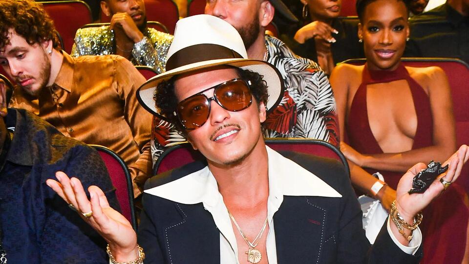 Bruno Mars Steps Back From Touring to Record New Music, Singer’s Friend ...