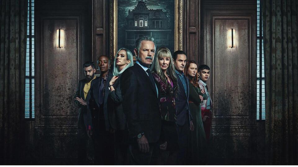 The Fall of the House of Usher ending explained: What really happened ...