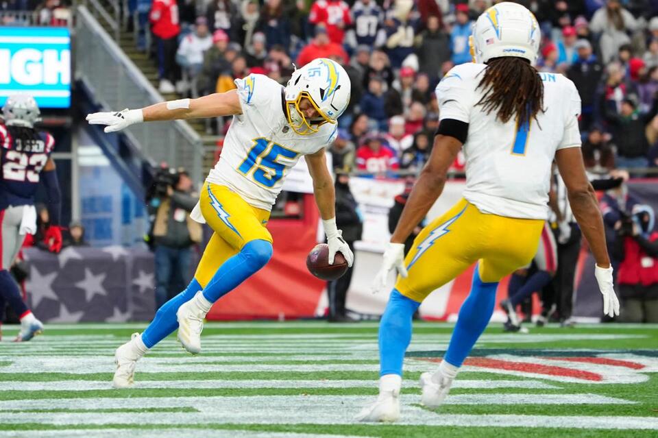 Chargers’ Playoff Scenarios: Steelers’ Loss Gives and Los Angeles’ Win ...
