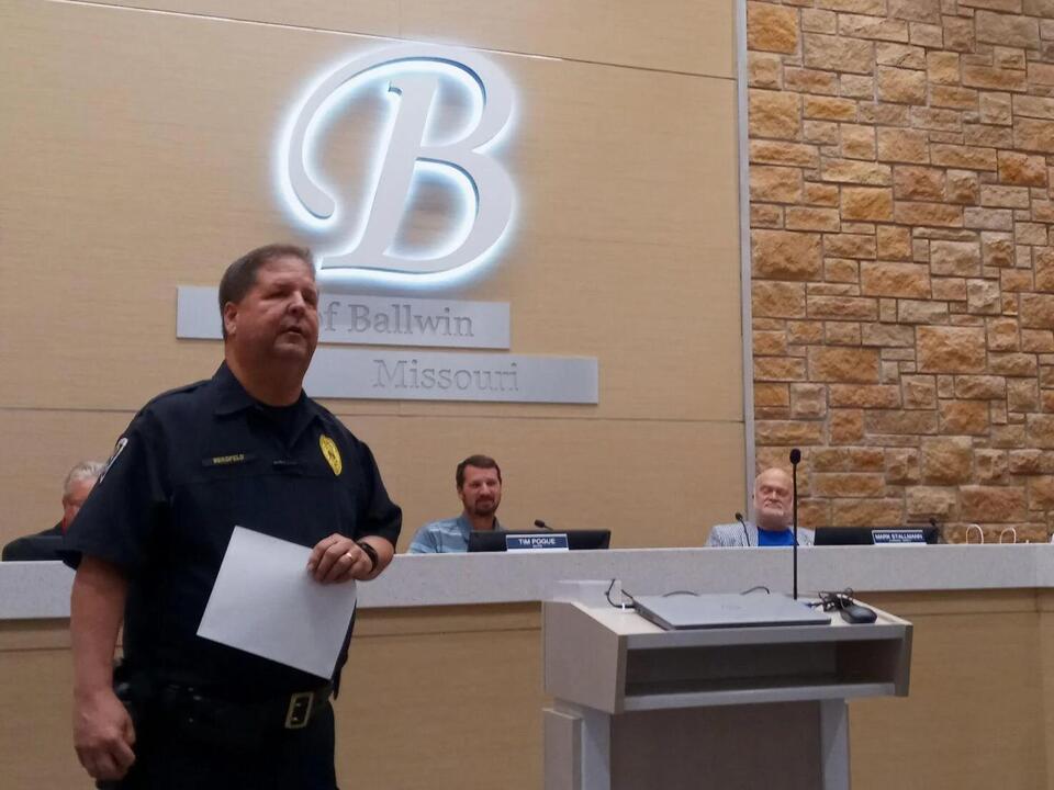 Longtime Ballwin police officer promoted to captain